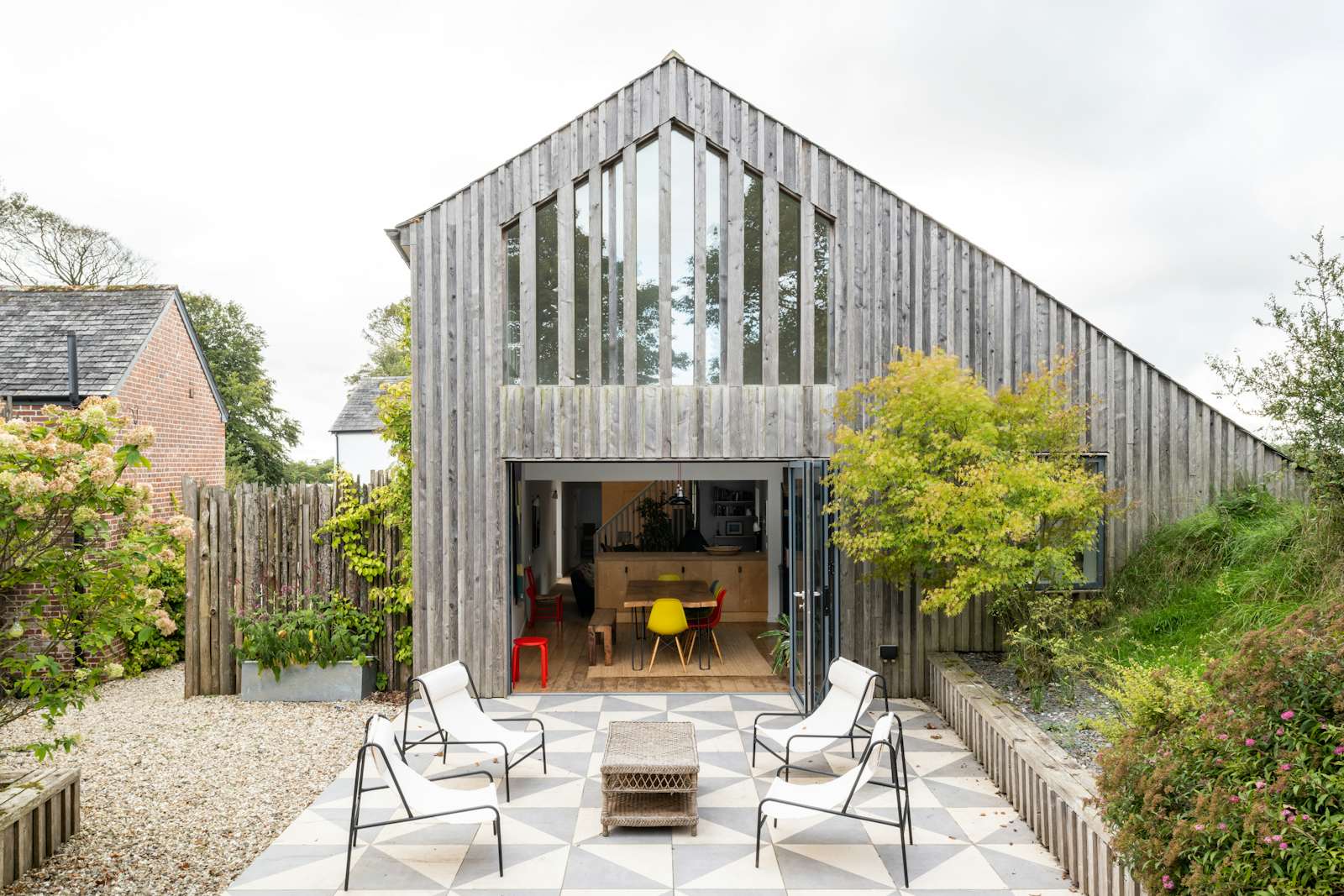 Photo 8 of 8 in Three Lovingly Restored Farmhouses in the British ...