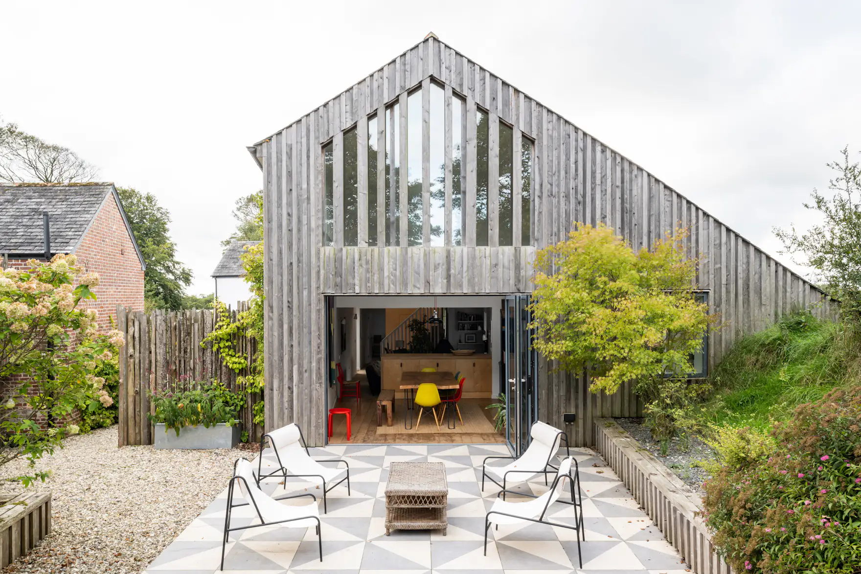 Photo 8 of 8 in Three Lovingly Restored Farmhouses in the British ...