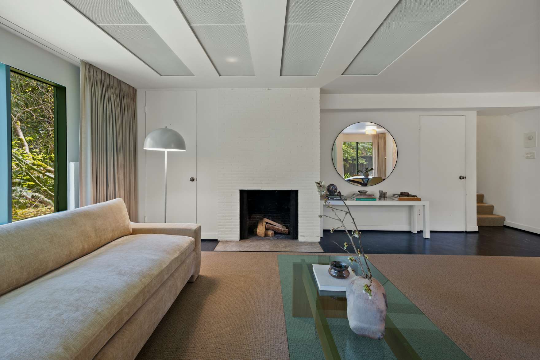 Photo 8 of 9 in One of John Yeon’s Best-Preserved Homes Hits the Market ...