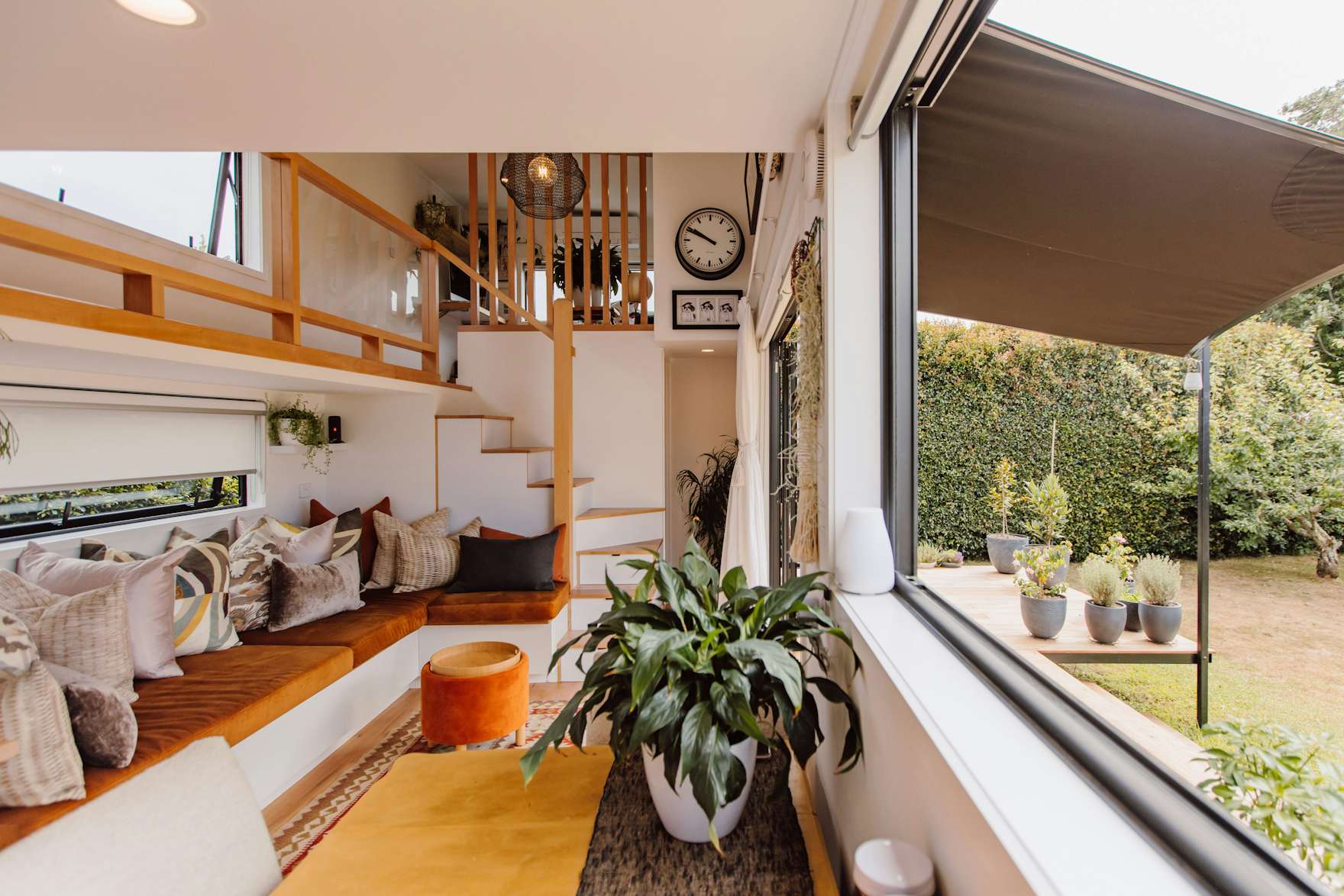 Photo 7 of 11 in Two Lofts Connected by a “Bridge” Fit Inside These ...