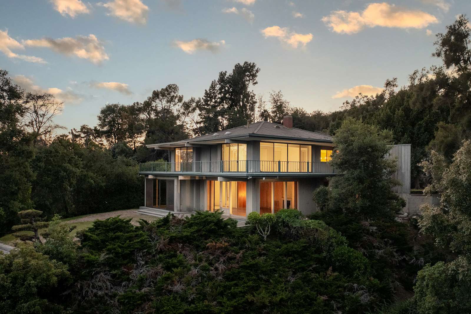 Real Estate: Design and ideas for modern homes & living