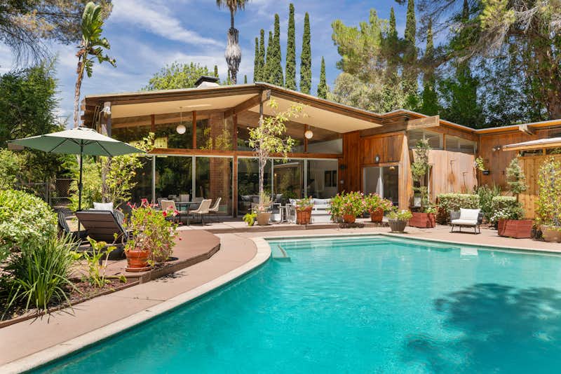 Real Estate: Design and ideas for modern homes & living