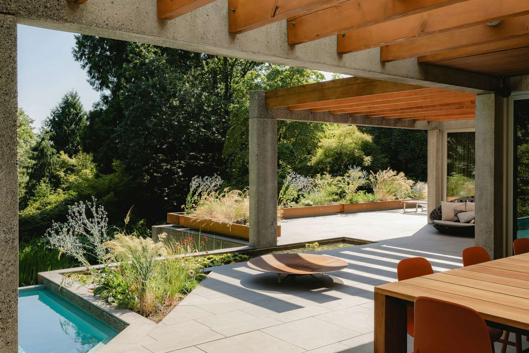 Photo 11 of 11 in An Arthur Erickson Gem Seeks $8M After a Thoughtful ...