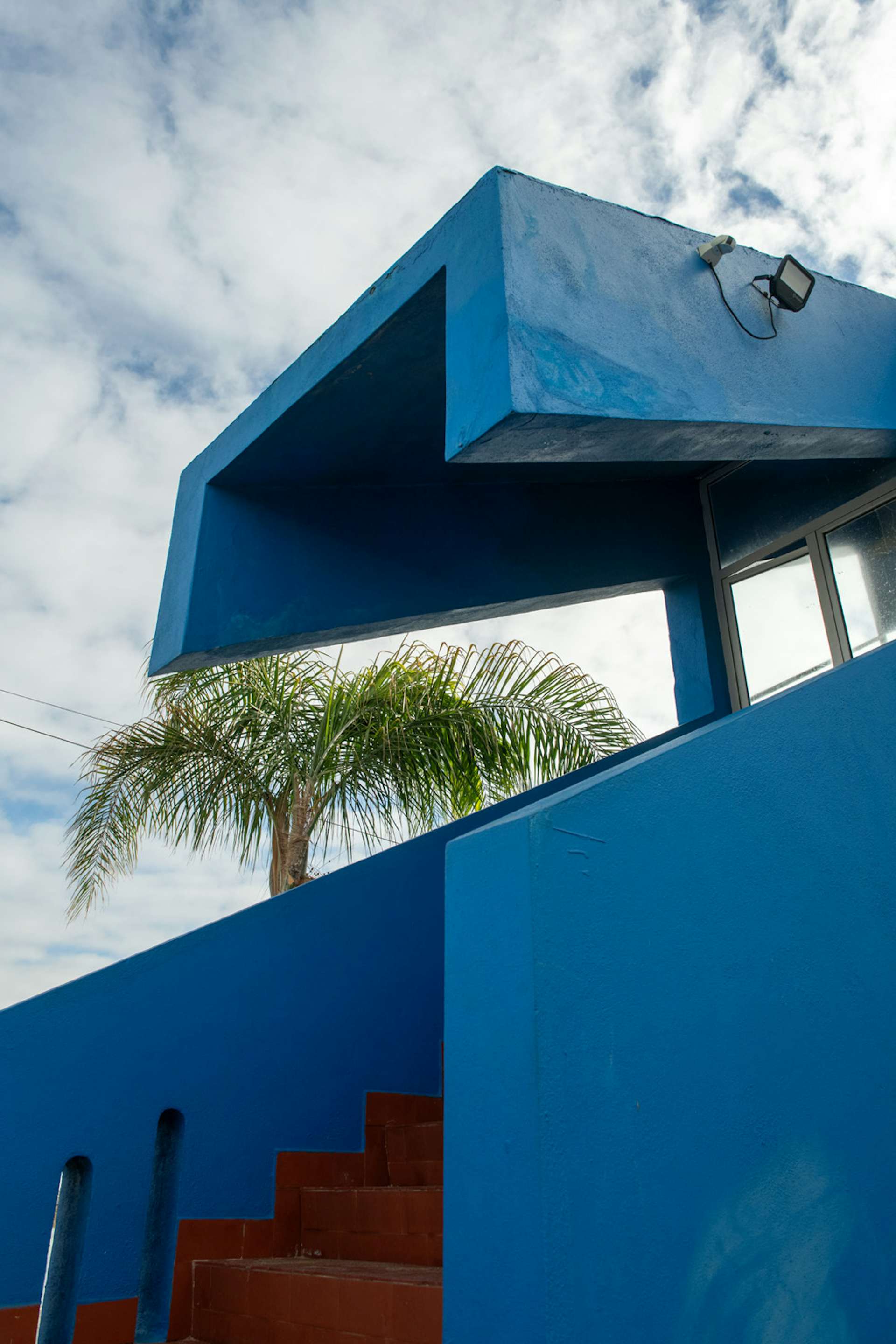 Photo 6 of 11 in One Night in Faro, a Modernist Haven in Southern ...