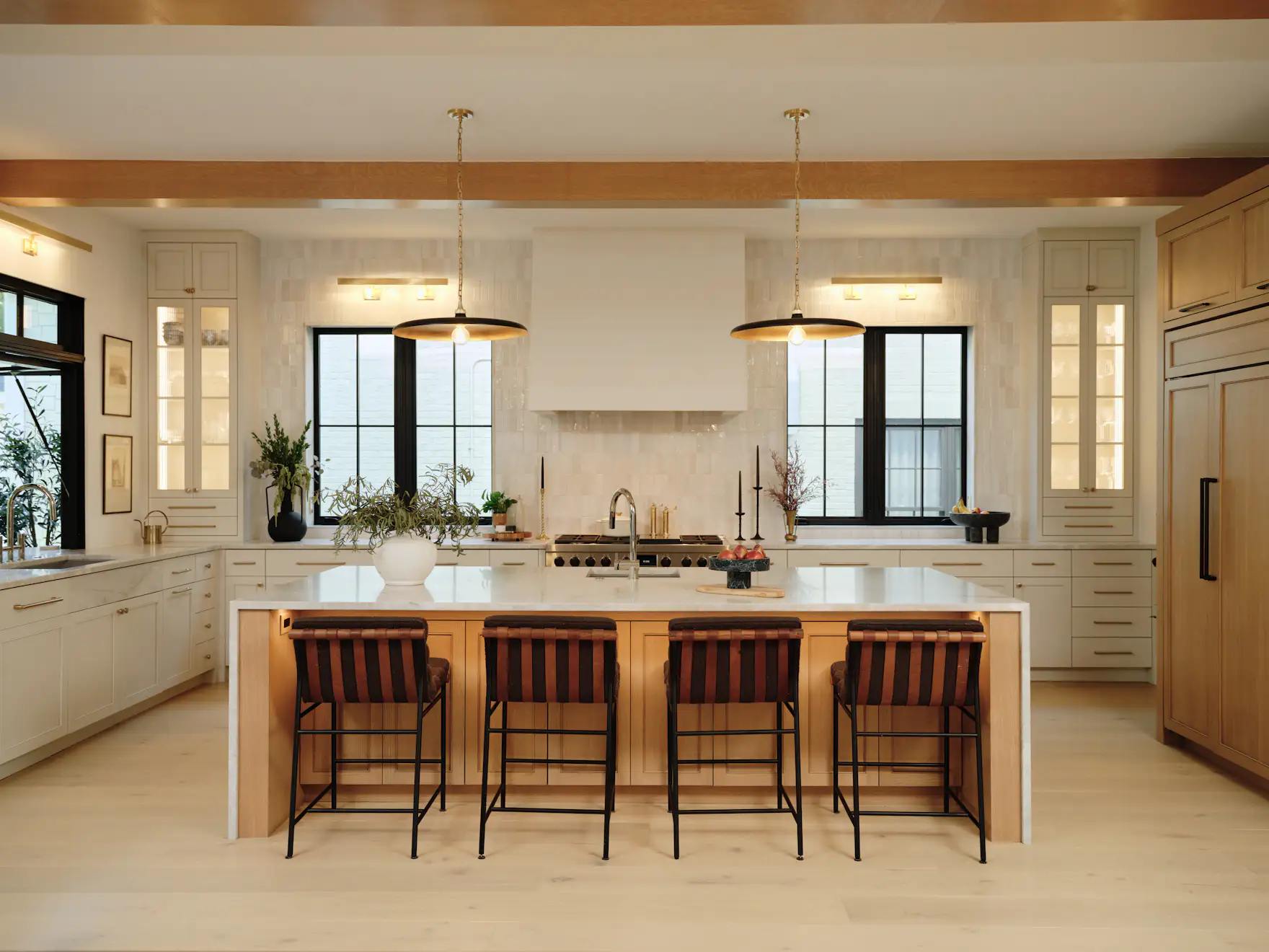 This Home’s Whole Design Hinged on a Servery Window - Dwell