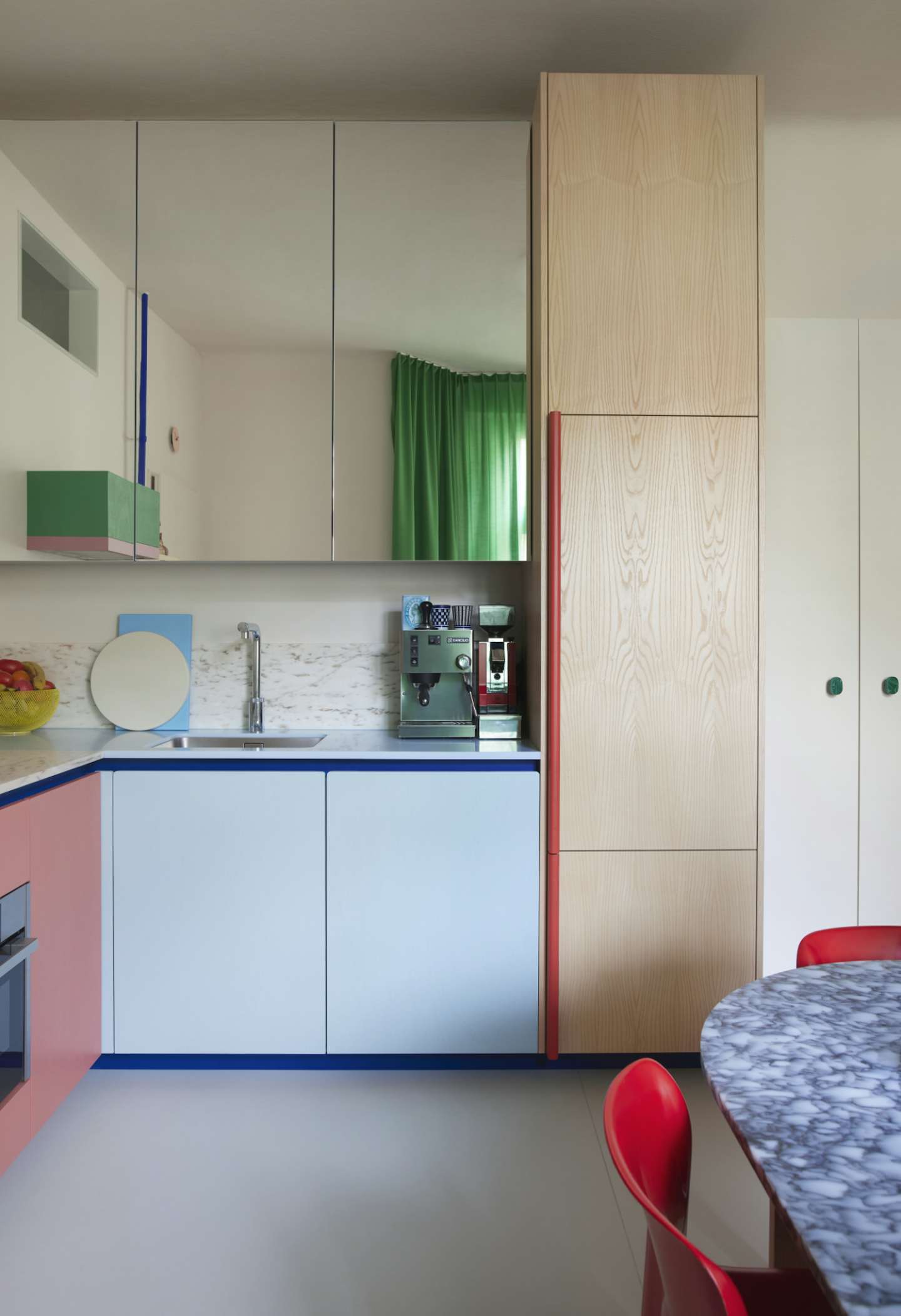 Photo 2 of 14 in Rental Revamp: This Designer Couple’s Vibrant Berlin ...