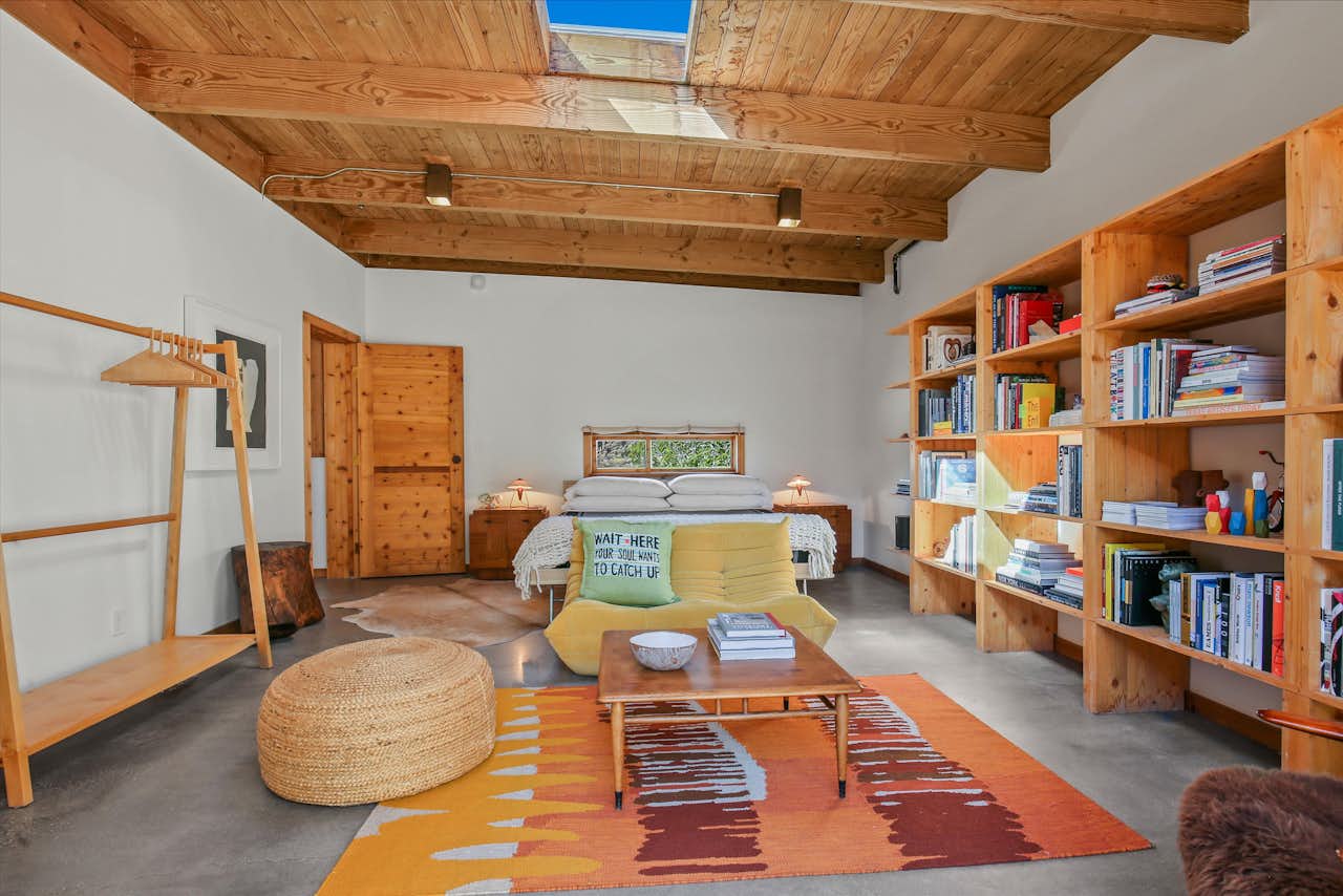 Photo 4 of 15 in Artist Alma Allen’s Joshua Tree Home Just Hit the ...
