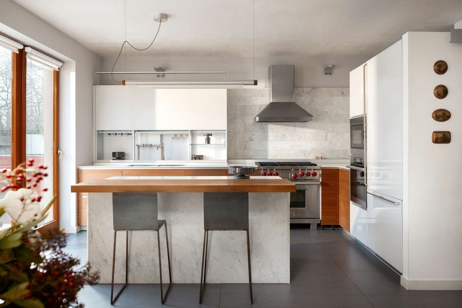 Photo 10 of 14 in This Quirky Toronto Home Is Full of Geometric Cutouts ...