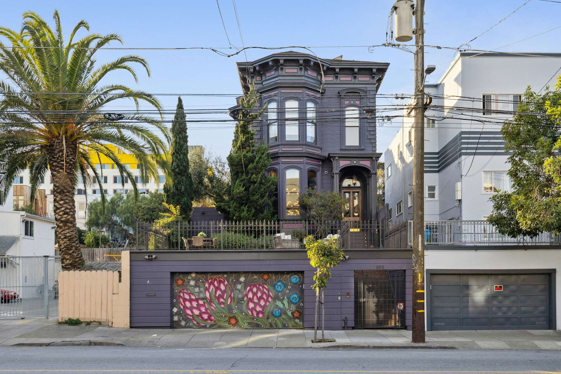 Photo 2 of 12 in Asking $4.5M, This Huge, Historic San Francisco ...