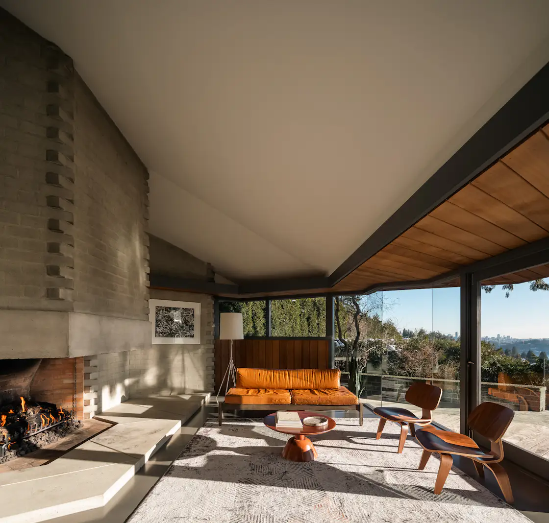 Photo 3 of 14 in Ron Thom’s Carmichael House Just Hit the Market Near ...