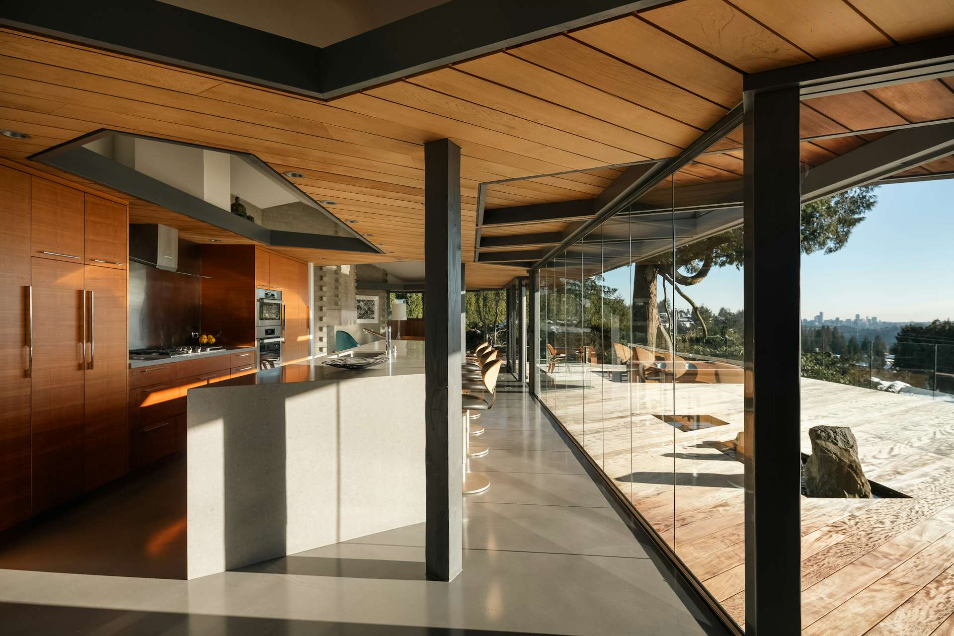 Photo 3 of 14 in Ron Thom’s Carmichael House Just Hit the Market Near ...