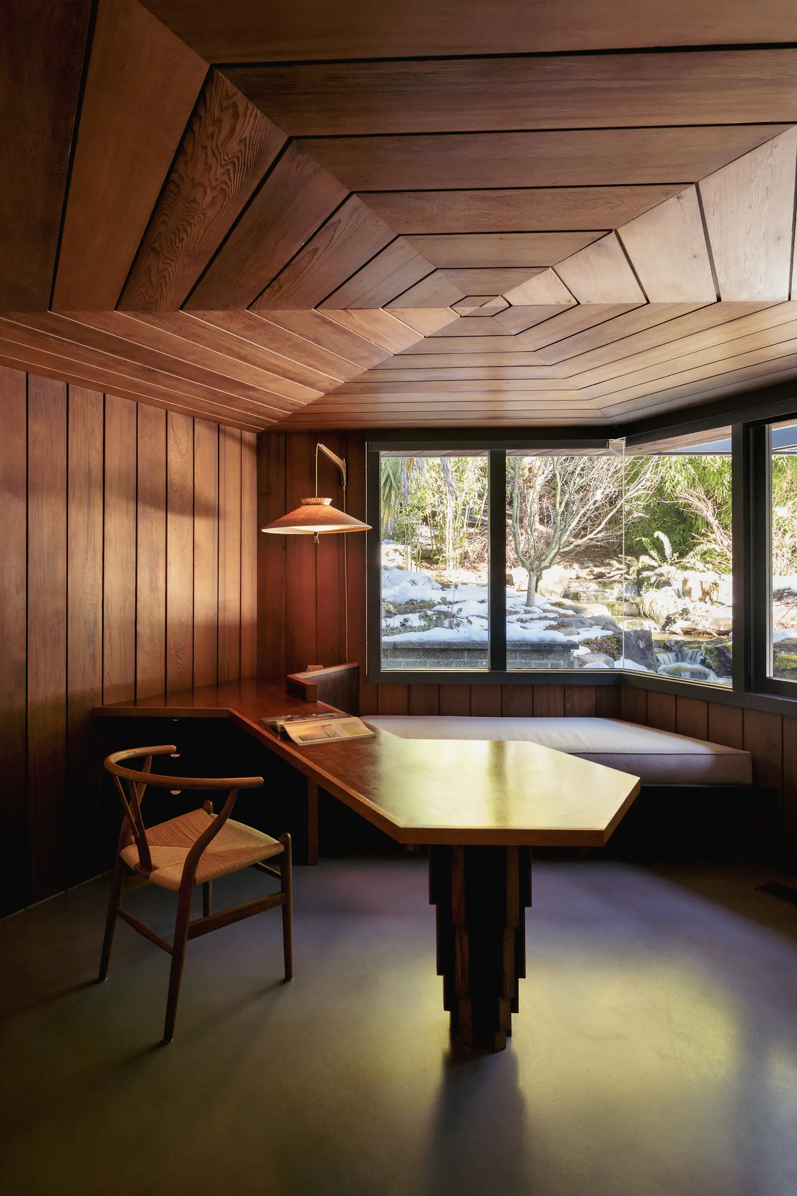 Photo 6 of 14 in Ron Thom’s Carmichael House Just Hit the Market Near ...