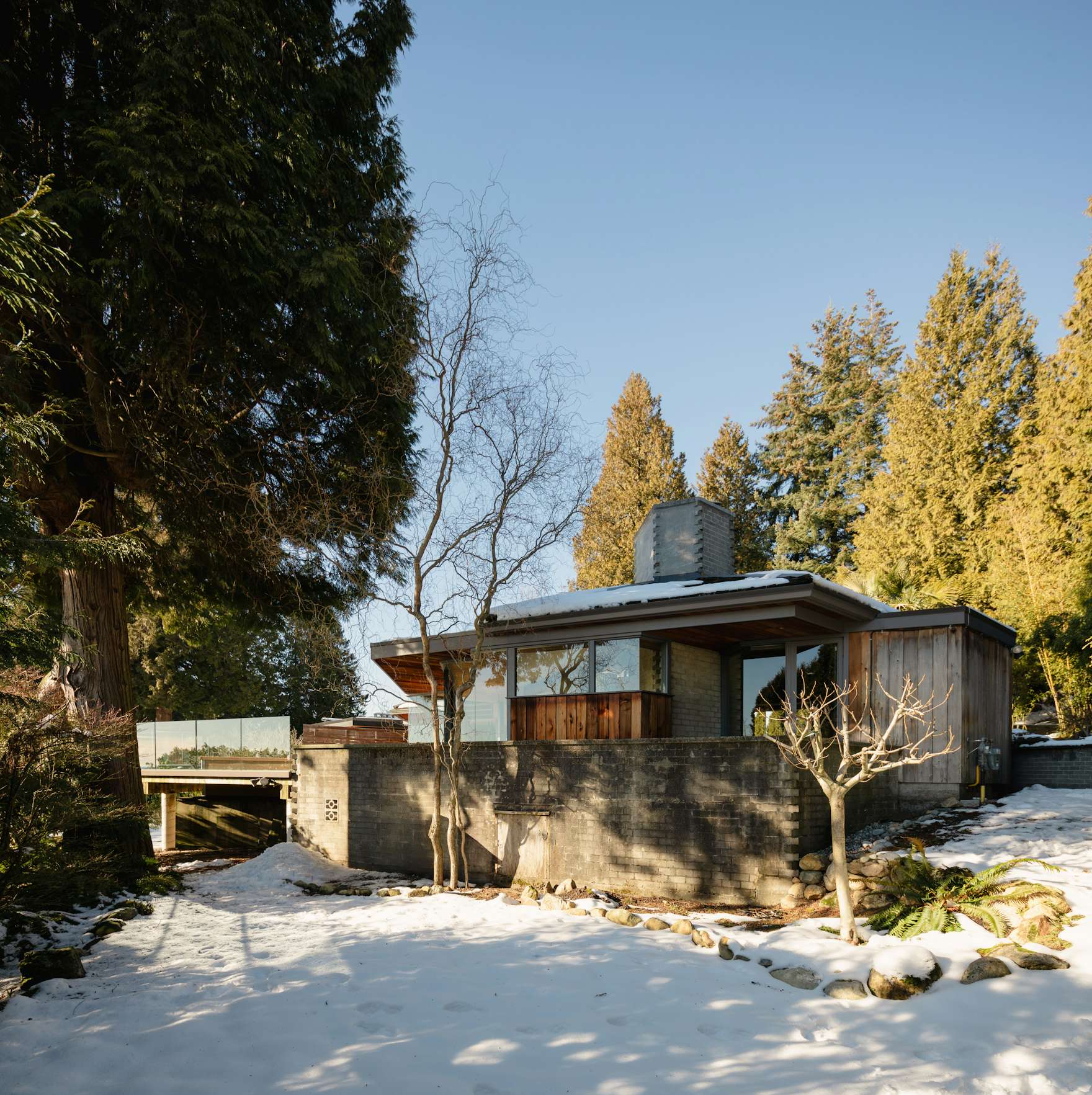 Photo 3 of 14 in Ron Thom’s Carmichael House Just Hit the Market Near ...