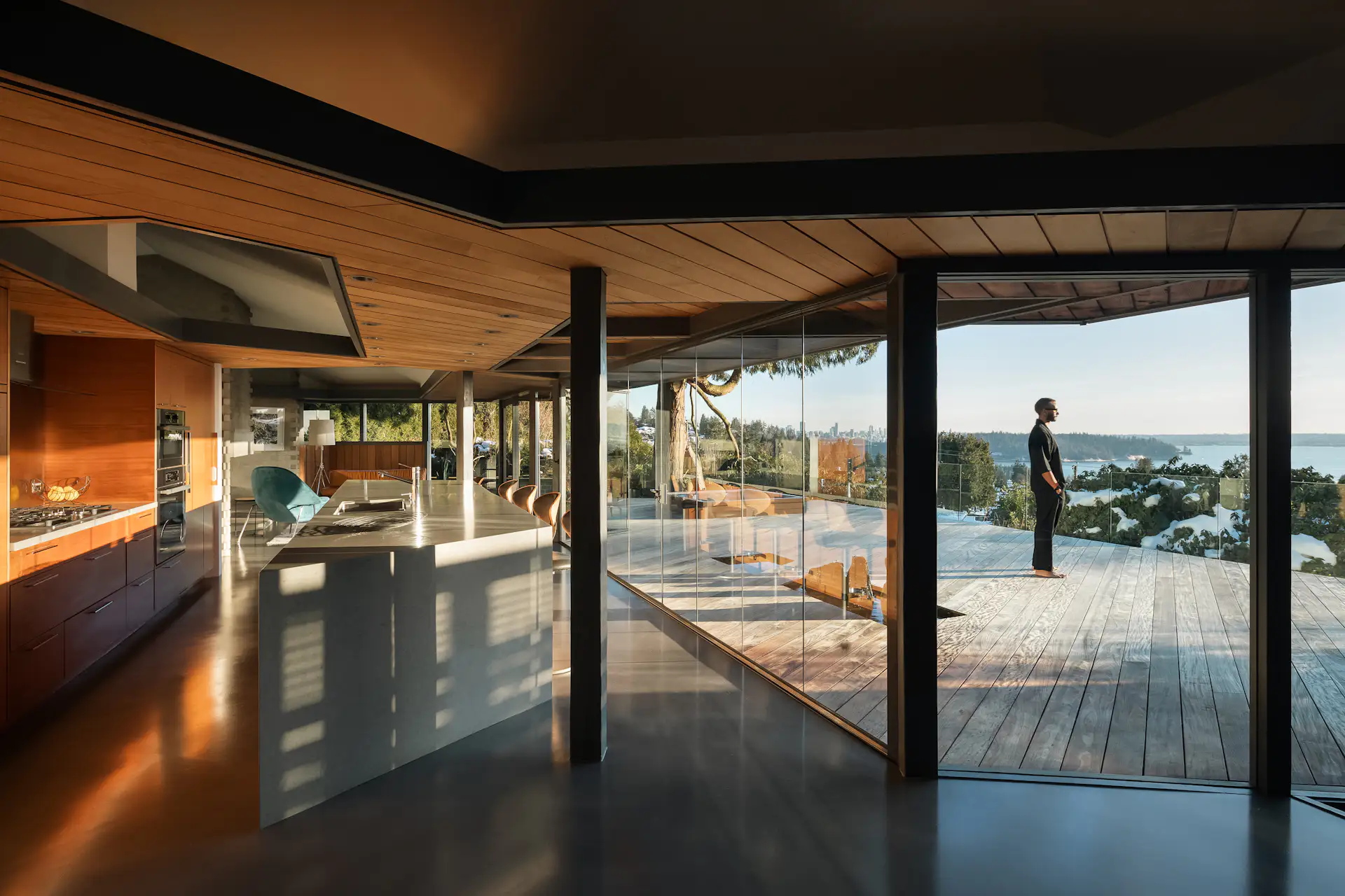 Photo 6 of 14 in Ron Thom’s Carmichael House Just Hit the Market Near ...