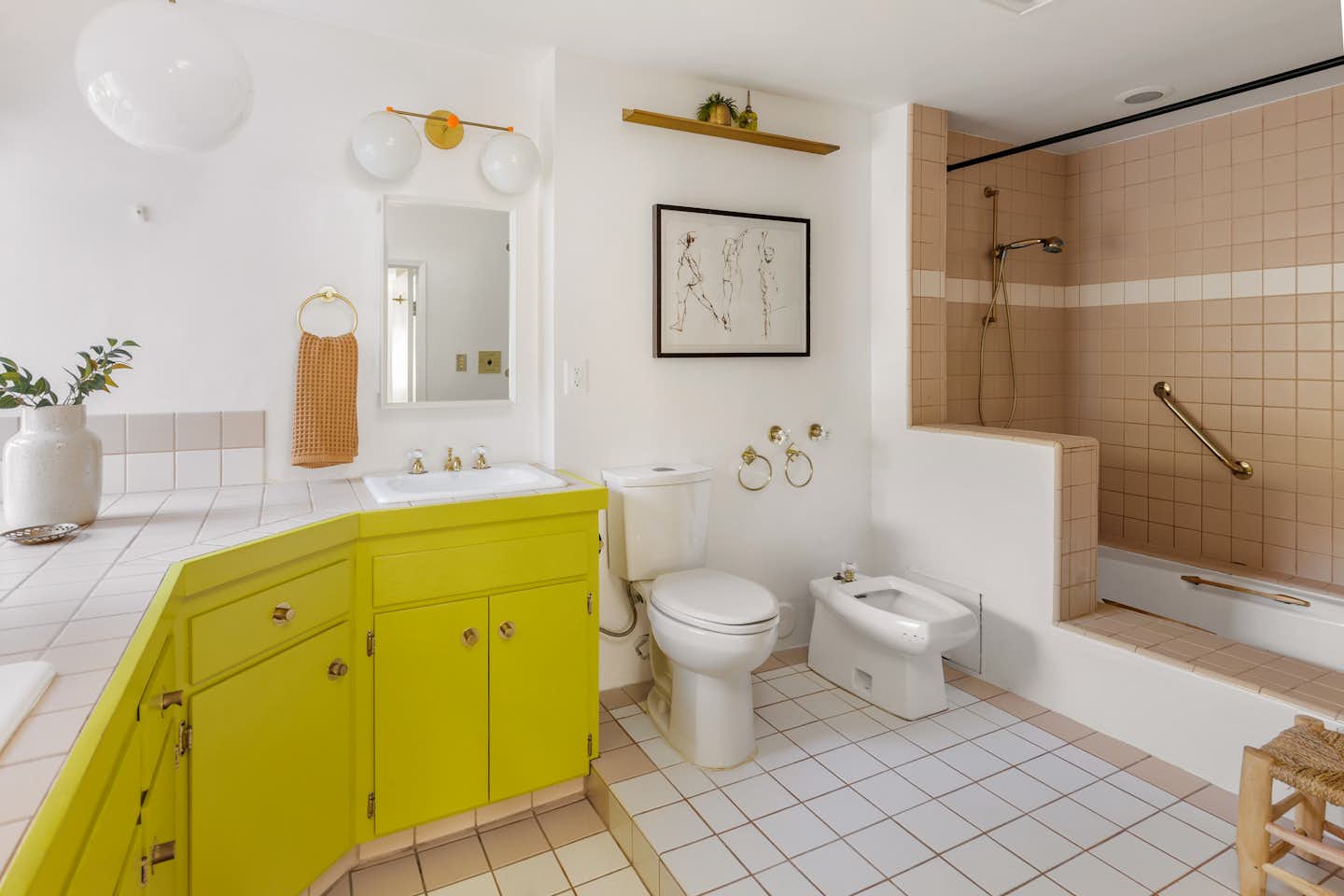 Photo 9 of 11 in This $1.9M Streamline Moderne Home Just Surfaced in ...