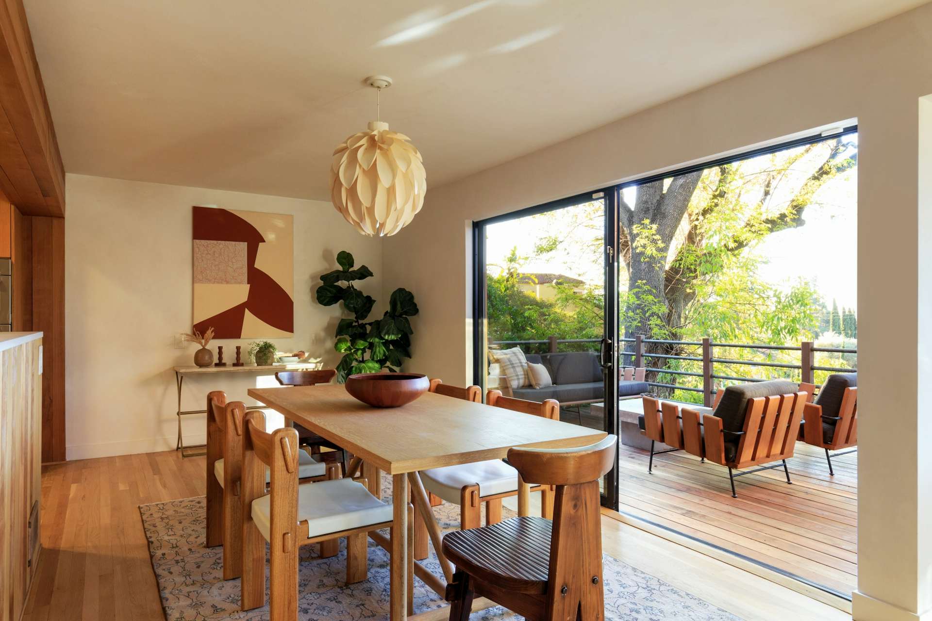 Photo 4 of 15 in Tucked High in the Treetops Overlooking L.A., This ...