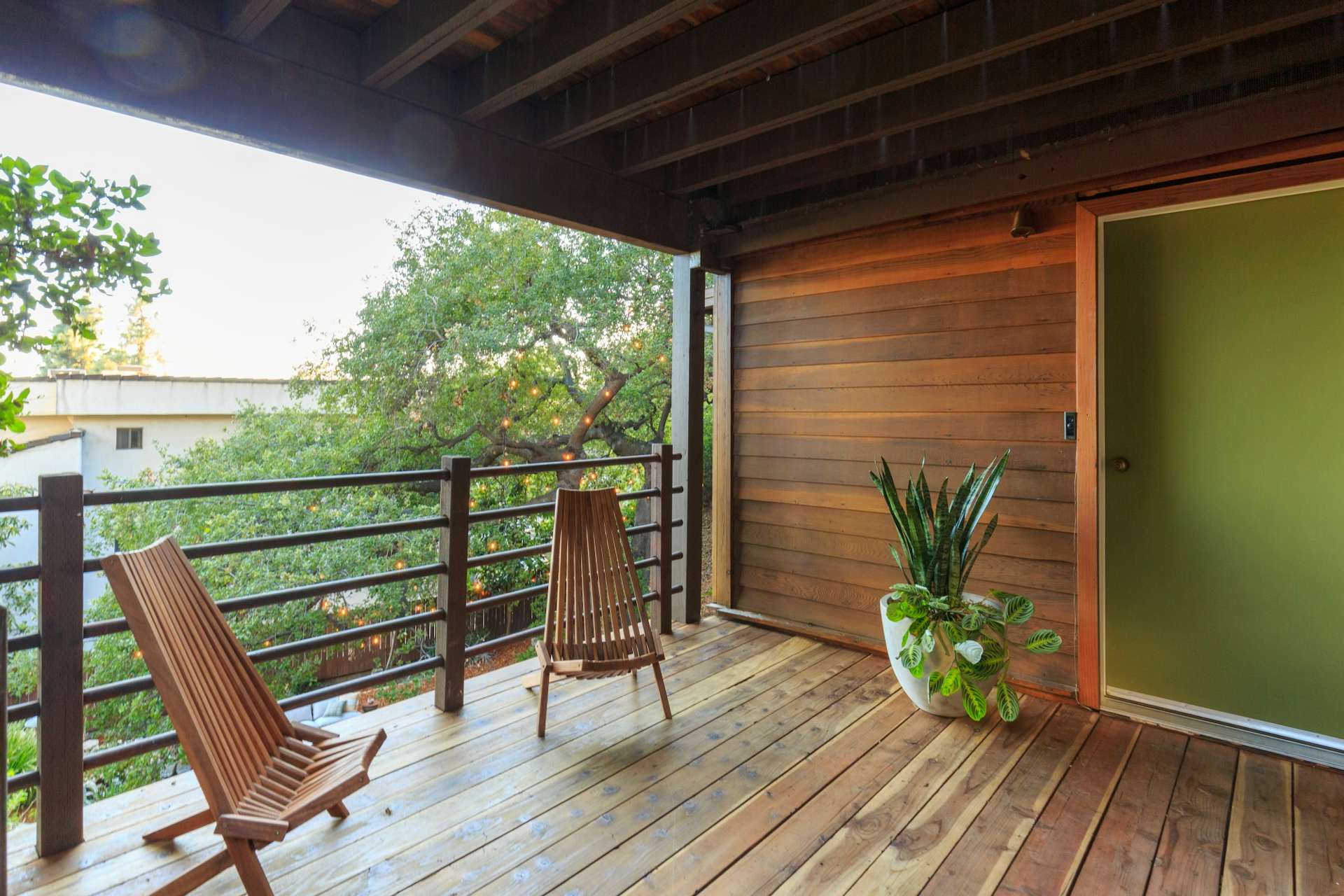 Photo 8 of 15 in Tucked High in the Treetops Overlooking L.A., This Buff & Hensman Midcentury ...