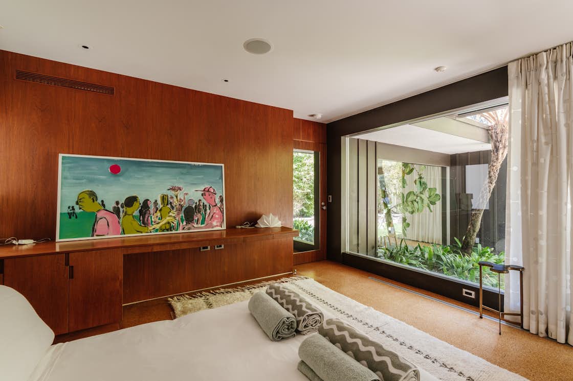 Photo 8 of 14 in Richard Neutra’s Case Study House #20 Is on the Market ...