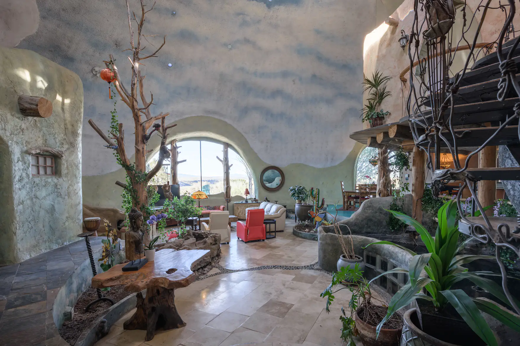 Photo 4 of 16 in This $1.6M Dome Home Near Taos Is Out of This World ...