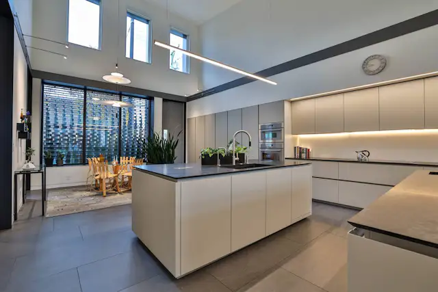 Photo 7 of 15 in In Cincinnati, an Award-Winning, LEED Platinum Row ...