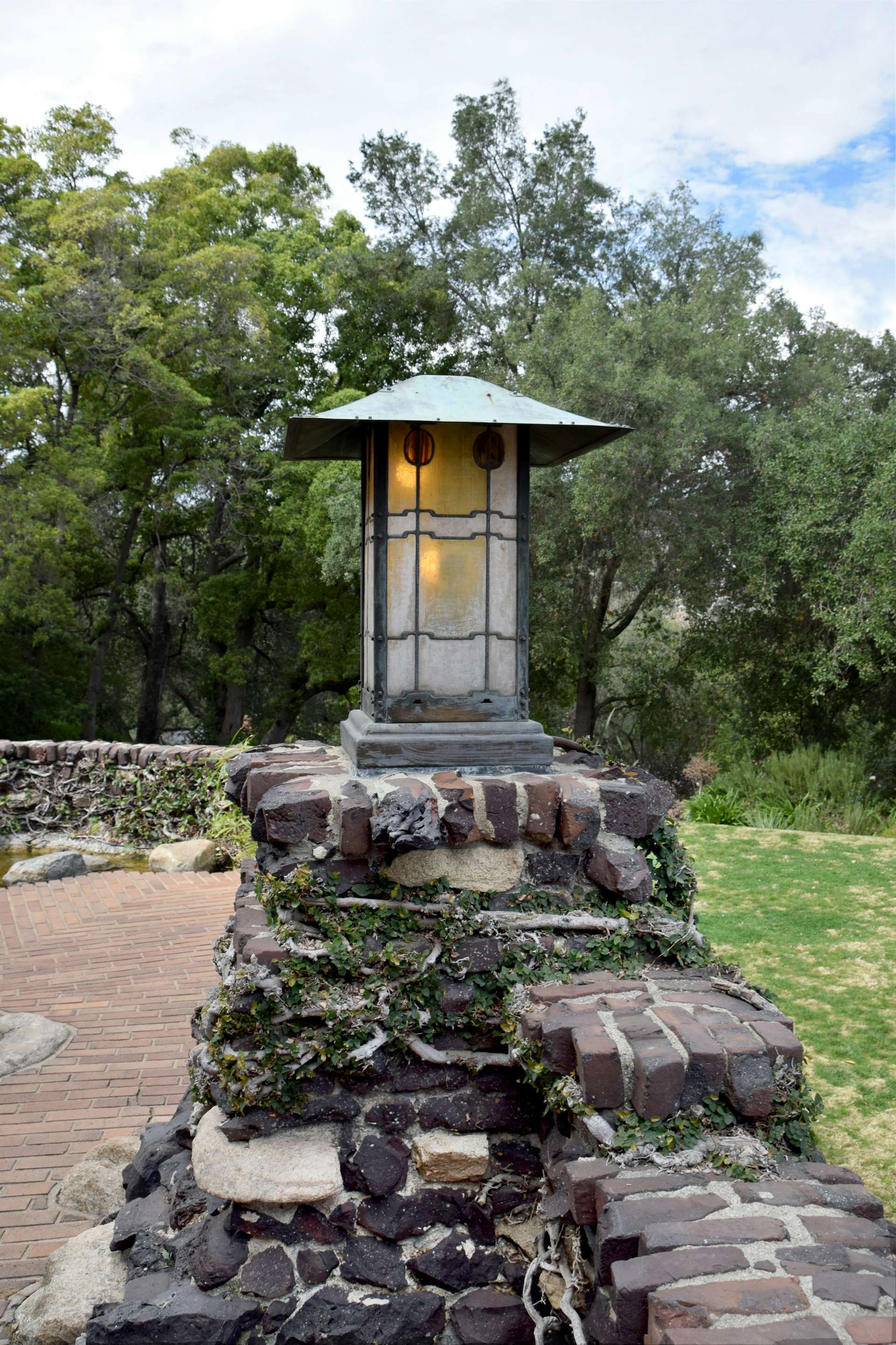 Iconic Perspectives: Greene & Greene's Gamble House - Dwell
