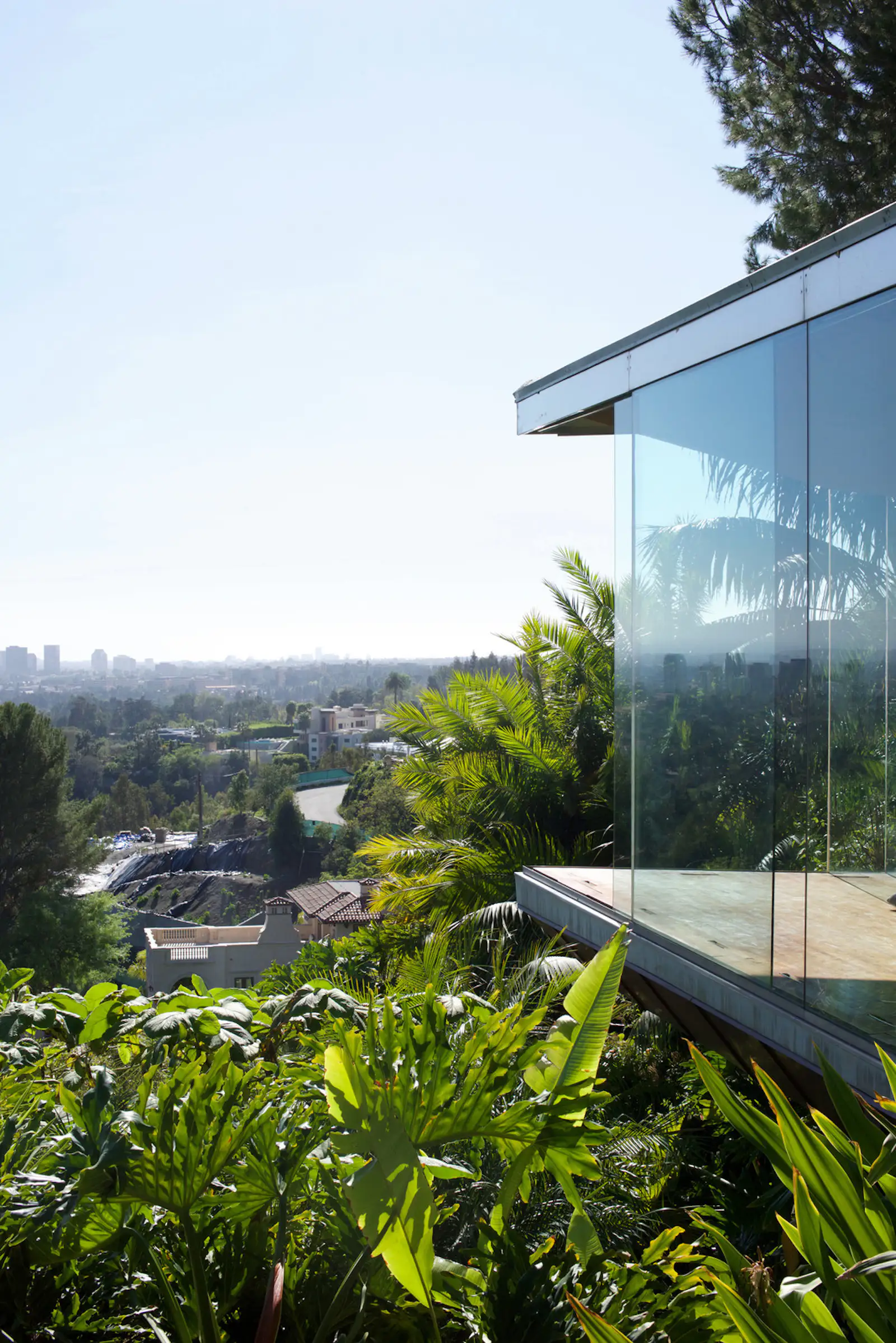 Photo 1 of 9 in Iconic Perspectives: John Lautner’s Sheats-Goldstein ...