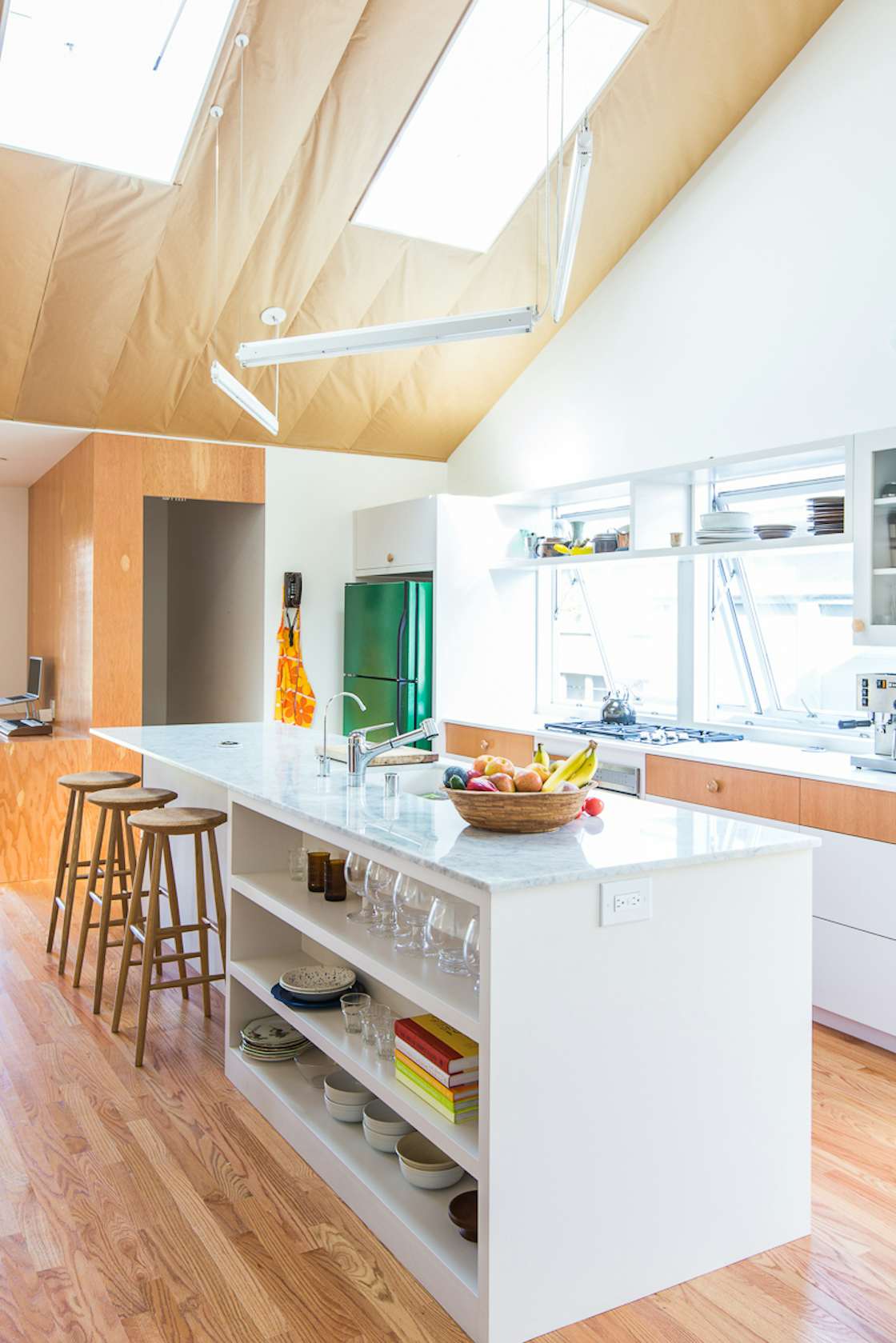 Photo 6 of 6 in House in Venice by Barbara Bestor Architecture - Dwell