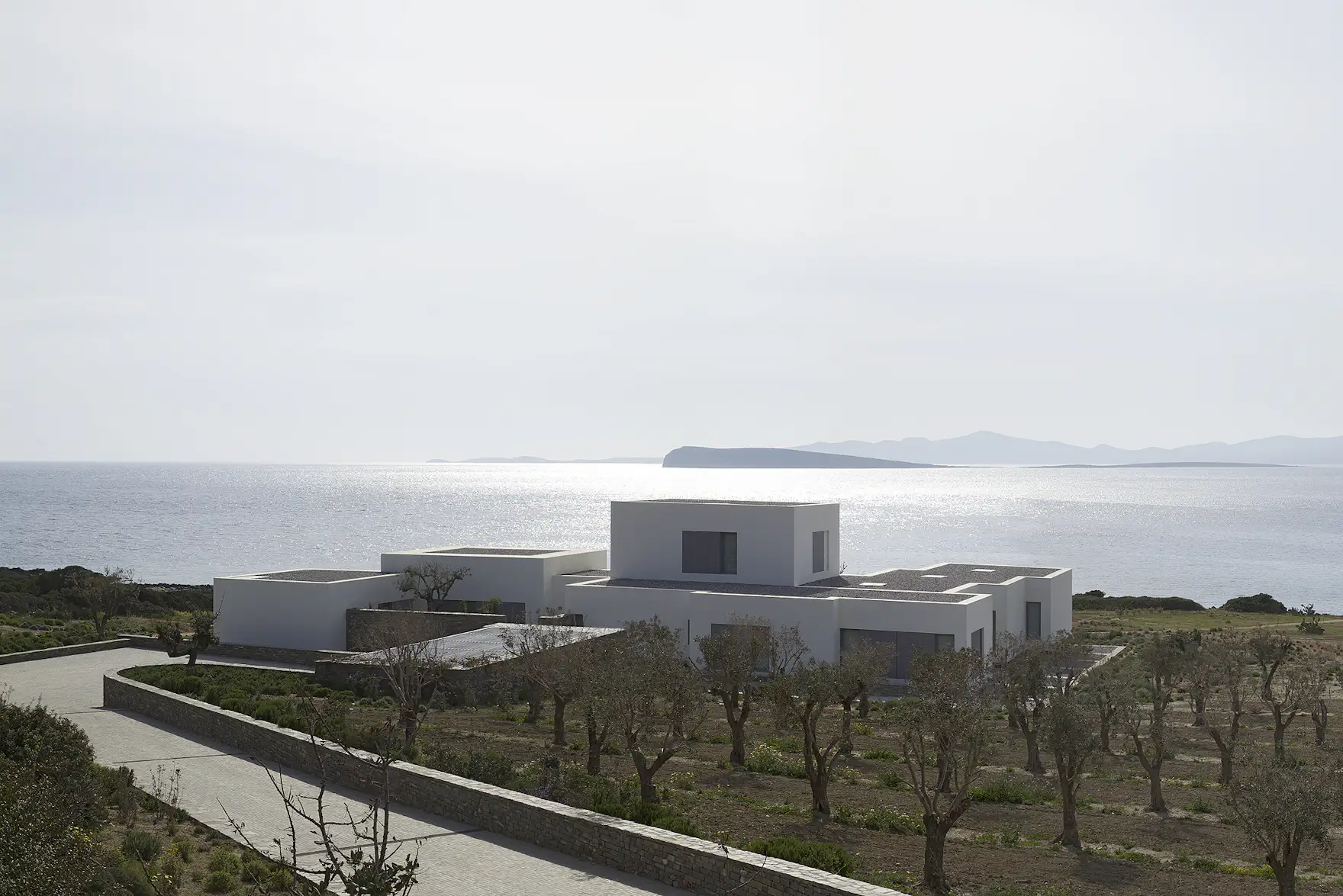 9 Stunning Examples of Homes Built on and Around Cliffs - Dwell