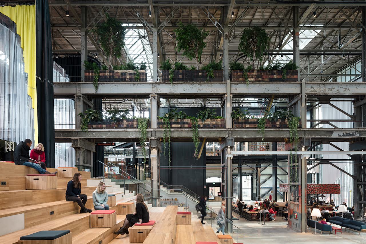 Photo 3 of 14 in 7 Awe-Inspiring Modern Libraries That Bend the Genre ...