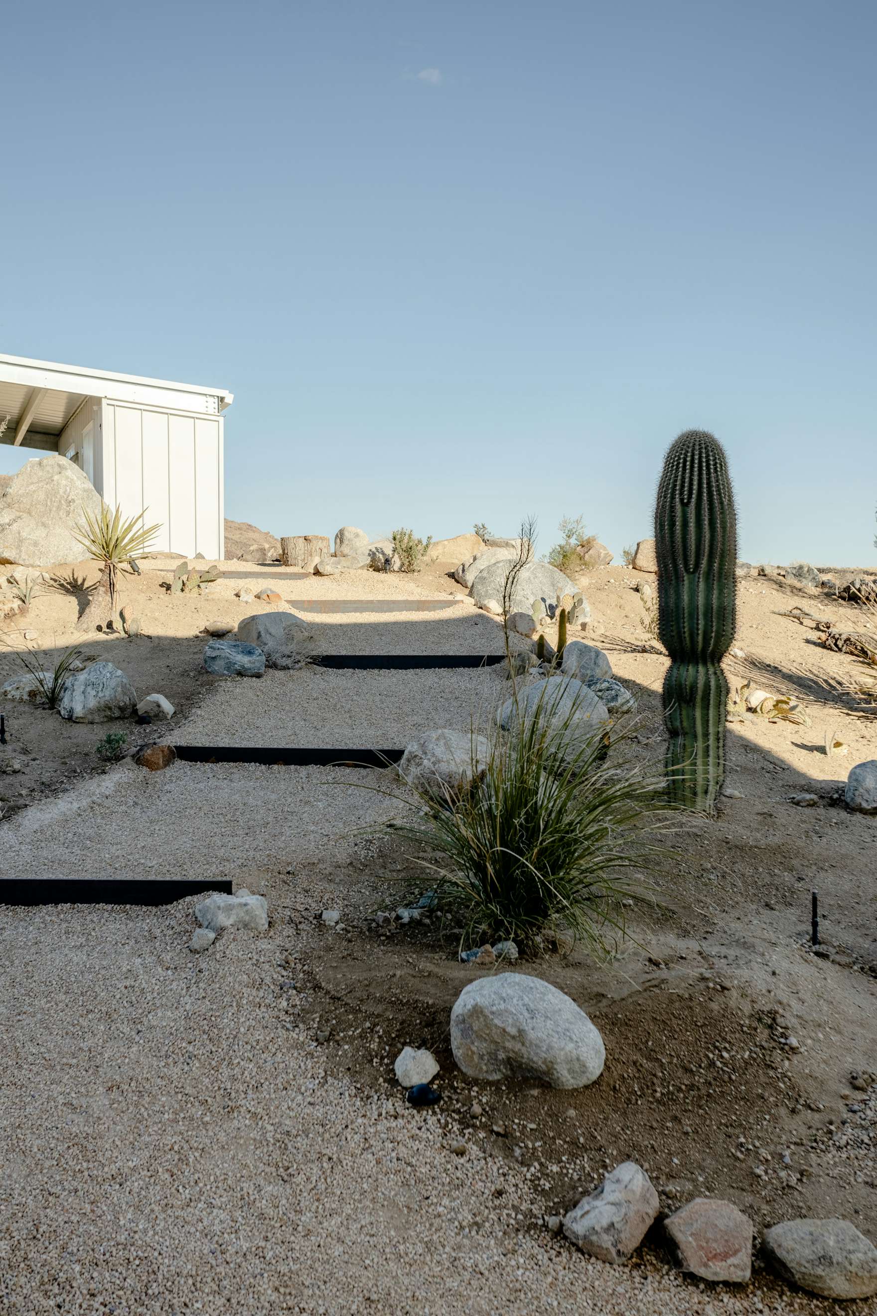 Photo 14 of 18 in Construction Diary: In the Mojave Desert, a First-Time Builder Takes On a ...