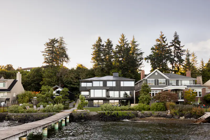 They Brought a Touch of Japan to Their Lakeside Renovation - Dwell