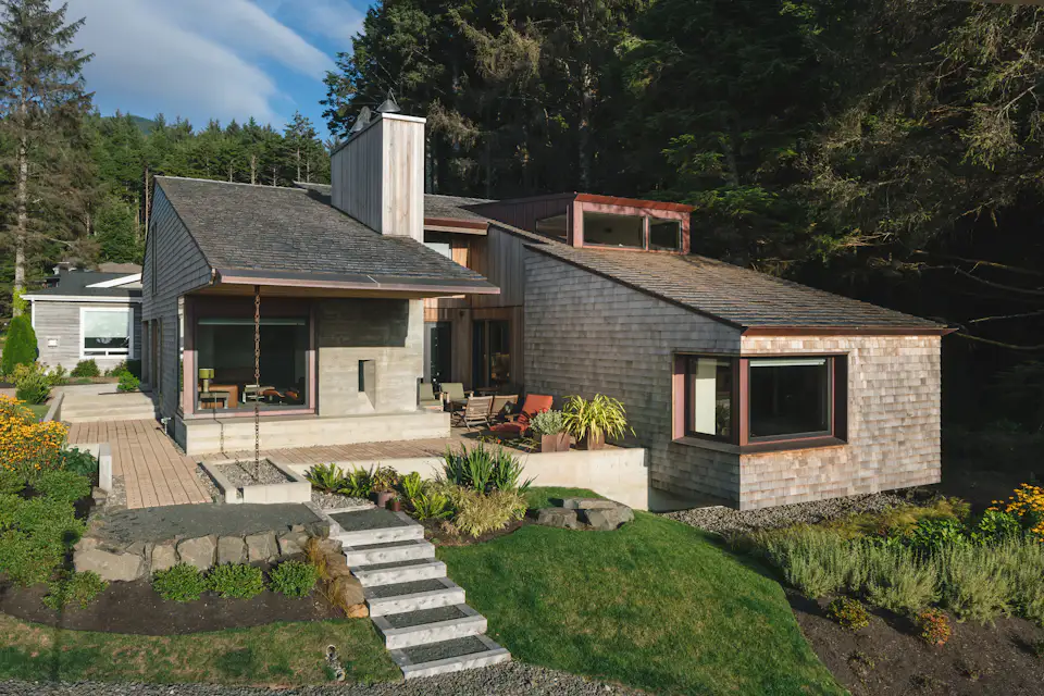 Arch Cape House by Colab Architecture + Urban Design - Dwell