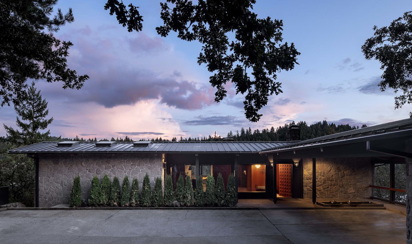 Photo 2 of 7 in A Restored ’60s Home on Lake Oswego Channels Swanky ...