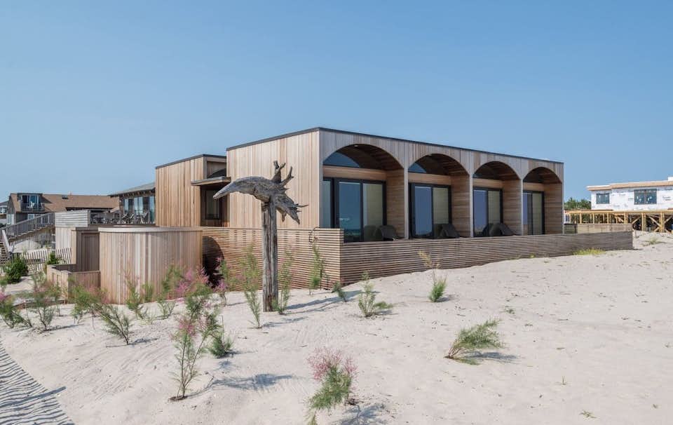 Photo 1 of 13 in Snag This Fire Island Beach House by Modernist ...