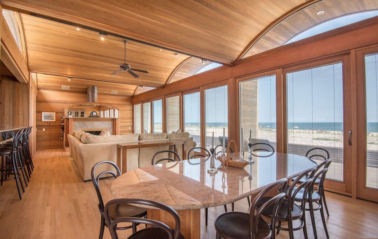 Photo 6 of 13 in Snag This Fire Island Beach House by Modernist ...