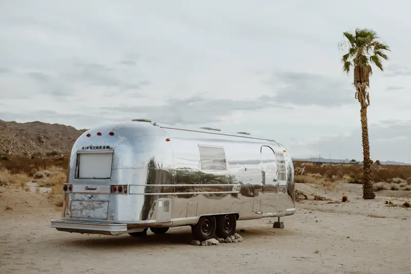 This Overhauled Airstream Feels Less Like a Trailer and More Like a ...