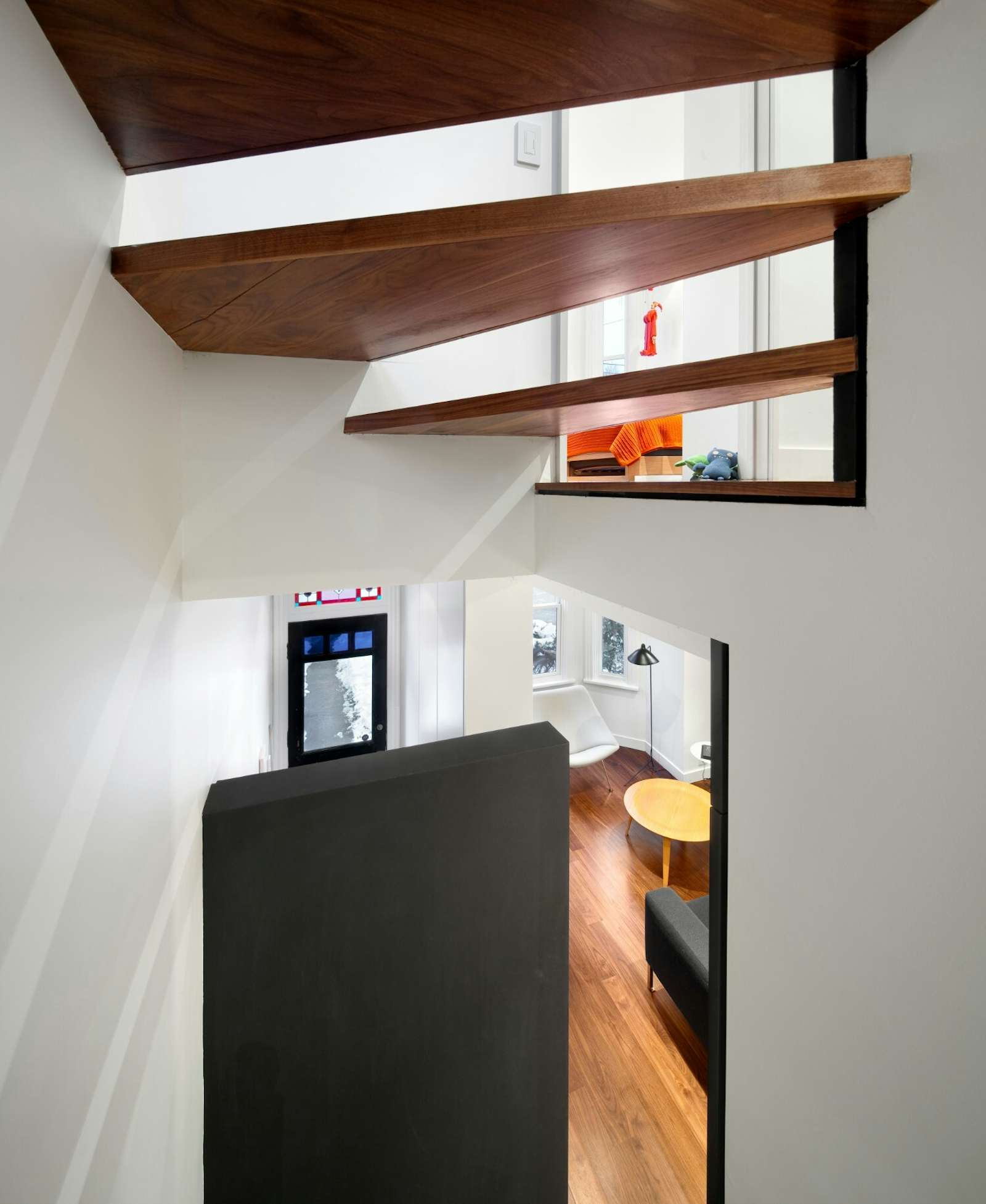 Contrast House (16 Photos) - Dwell