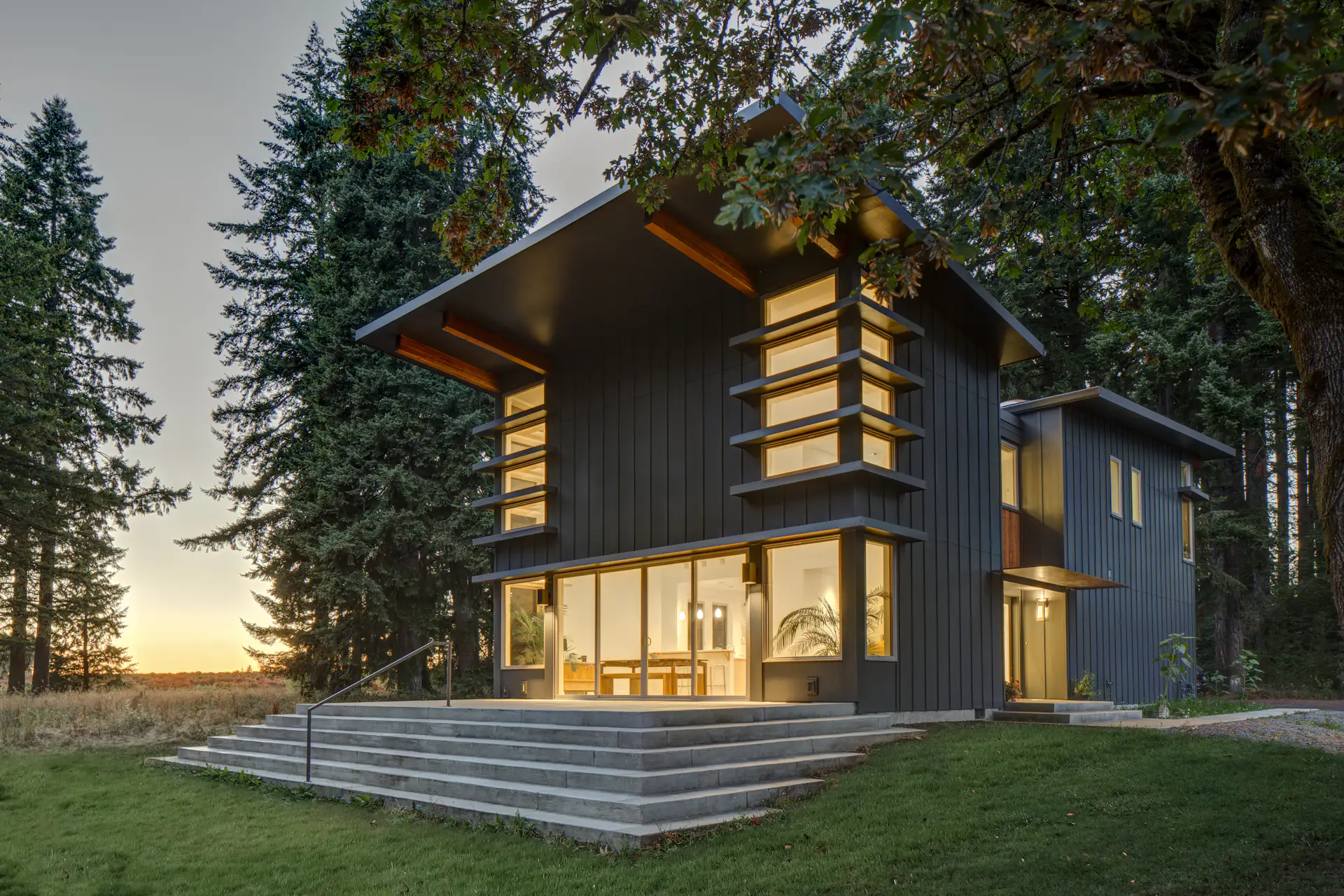 Photo 4 of 13 in Stillwater Dwellings’ Modern Prefab Homes Match Style ...