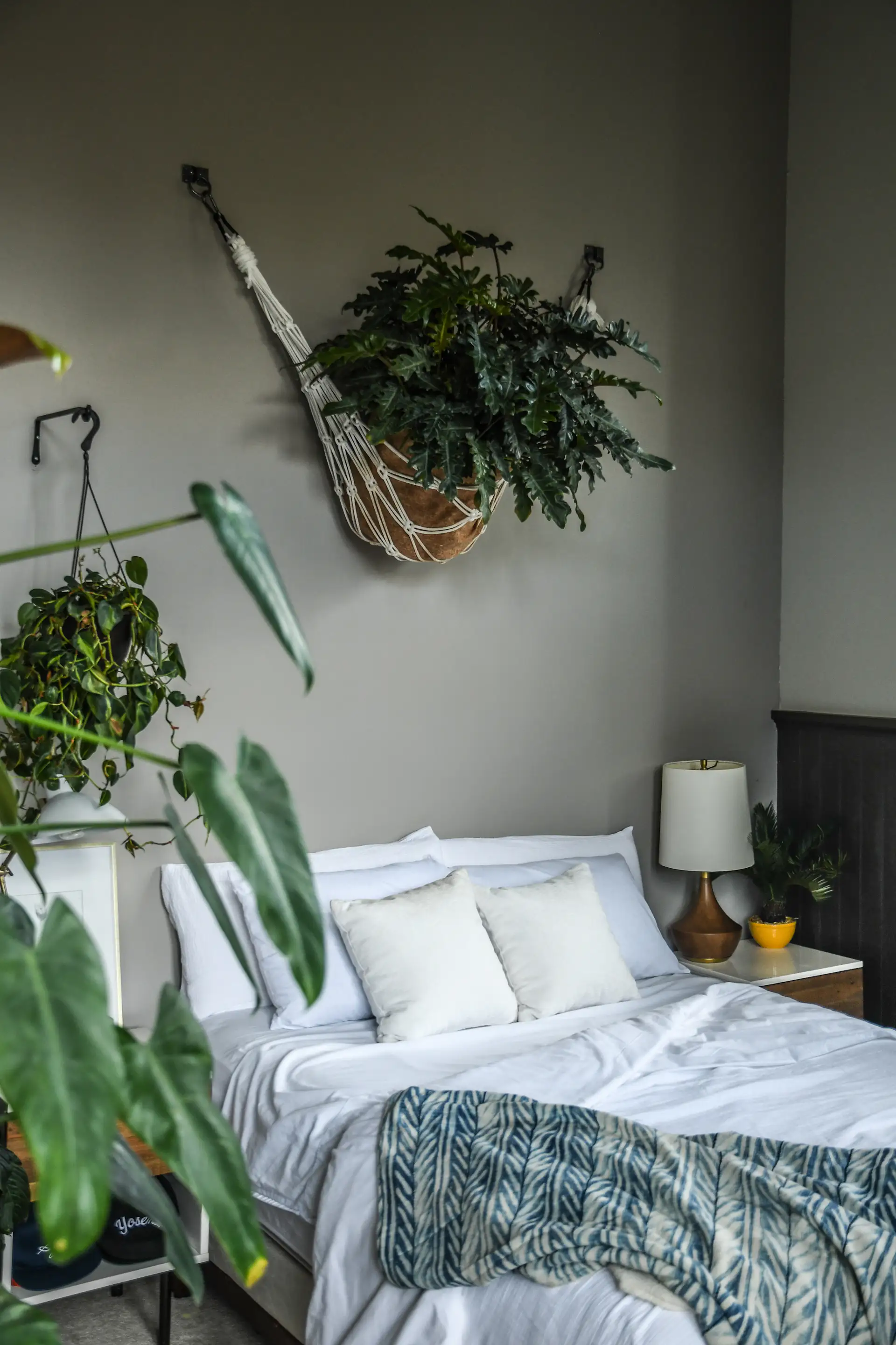 Designer Hilton Carter’s Bodacious Baltimore Pad Teems With Over 300 ...