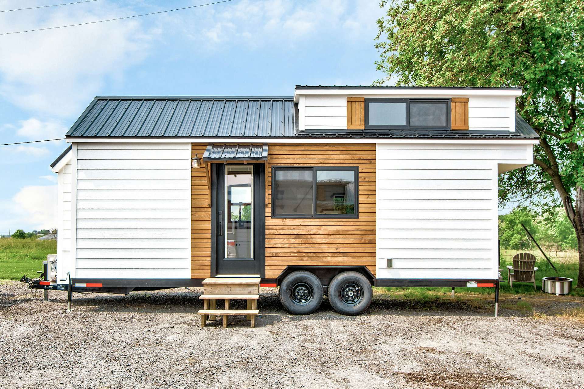 Photo 8 of 18 in This Pennsylvania Builder Ups the Ante With Tiny Homes ...