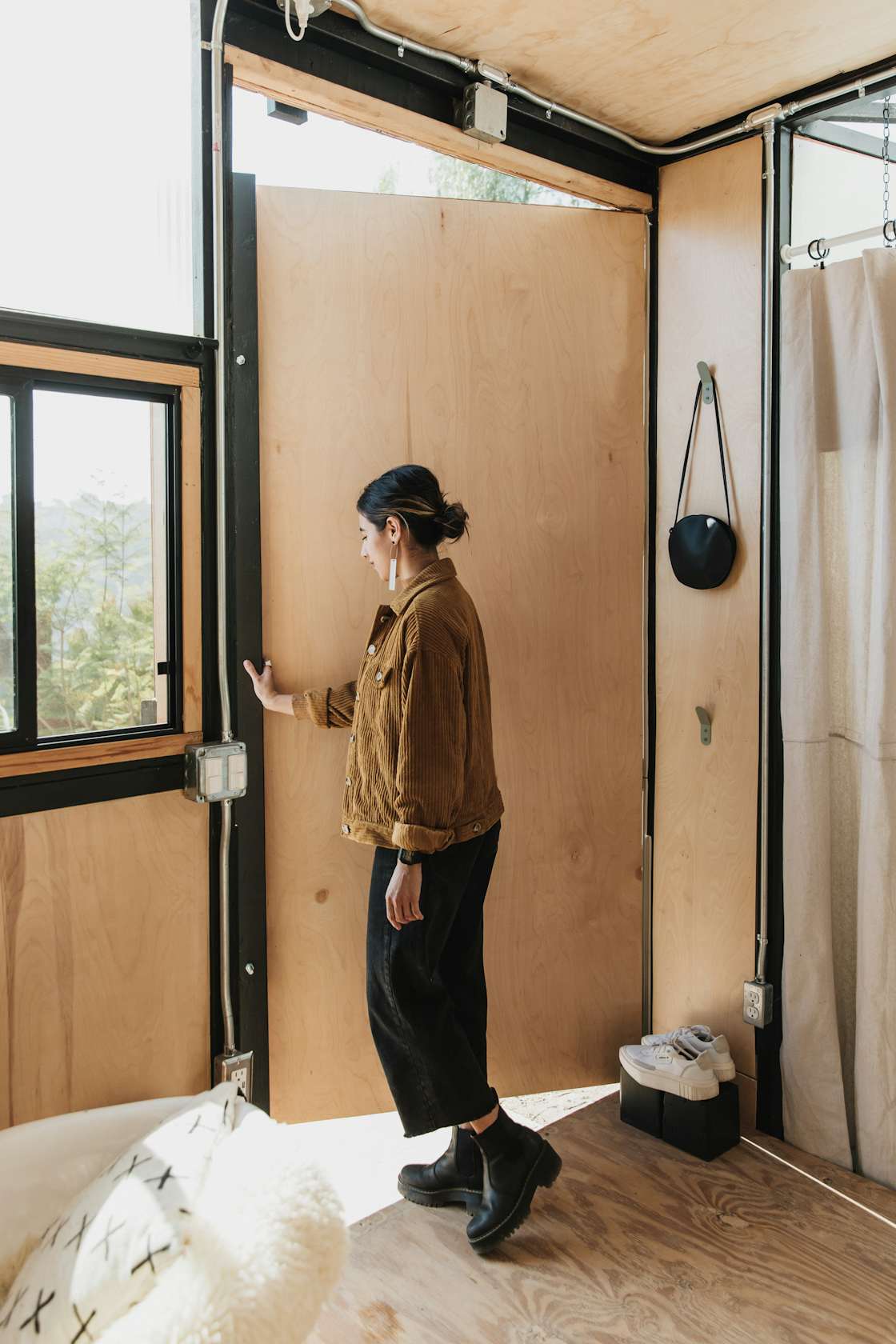 Photo 11 of 20 in Budget Breakdown: A DIY Extraordinaire Builds the ...