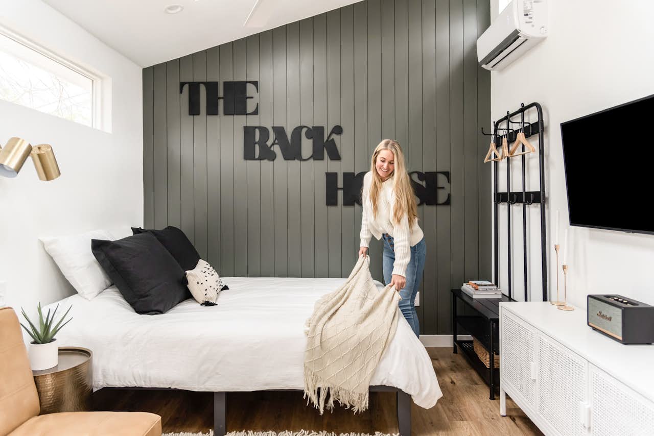 The Back House by Cedar & Oak - Dwell