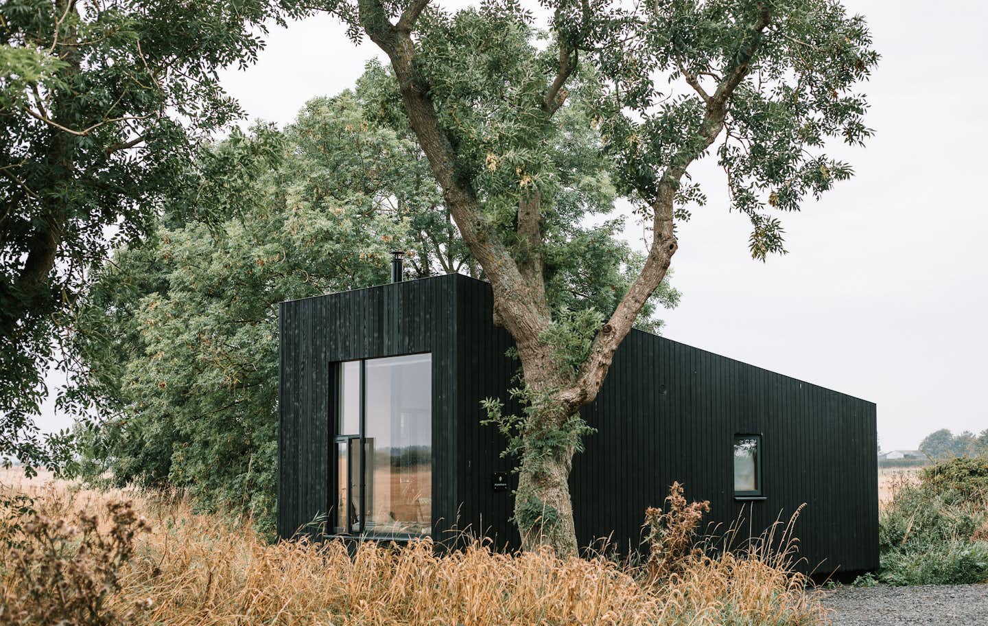 Photo 9 of 12 in These Beach Shack–Inspired Prefabs Along U.K.’s North ...
