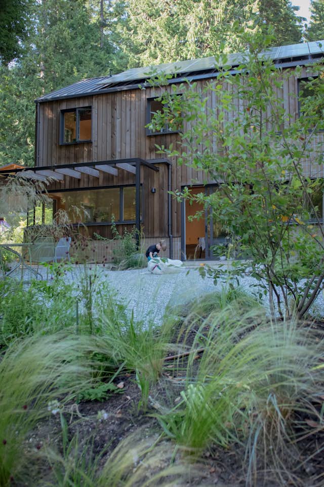 On British Columbia’s Sunshine Coast, a Family Builds an ...