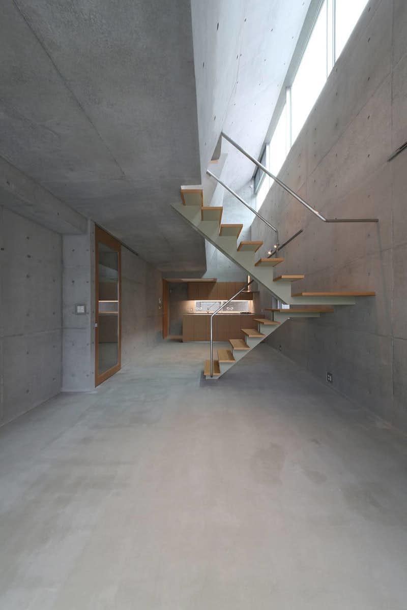 Photo 6 of 35 in 35 Modern Homes That Make the Case for Concrete from ...