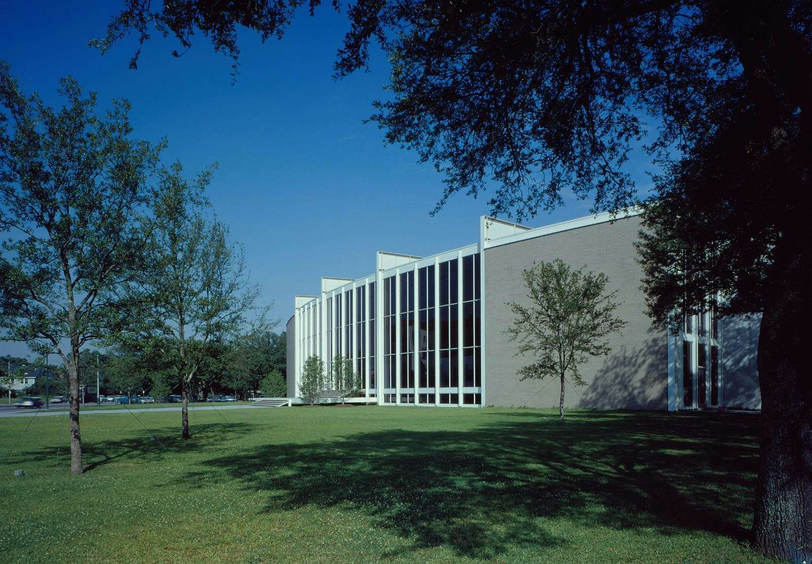Photo 10 of 11 in Less Is More: 10 Buildings by Ludwig Mies van der ...