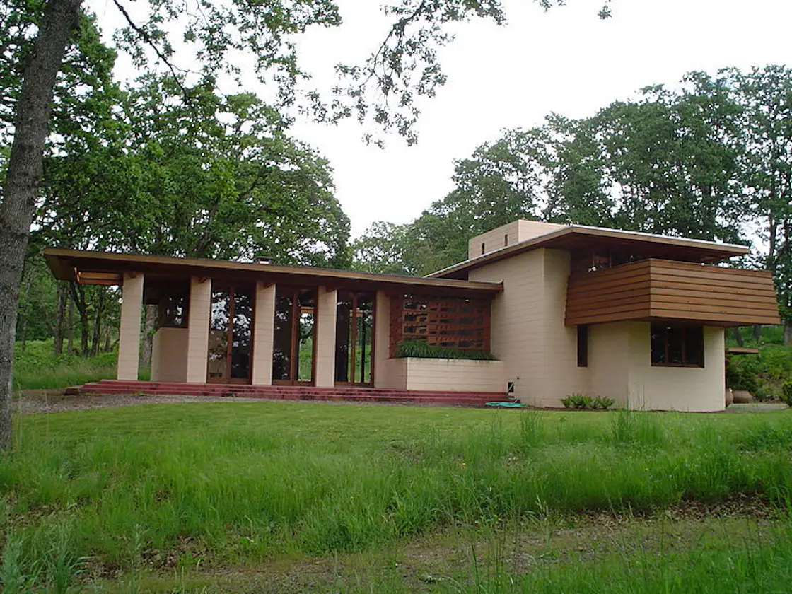 19 Frank Lloyd Wright Homes You Can Actually Visit—or Rent - Dwell