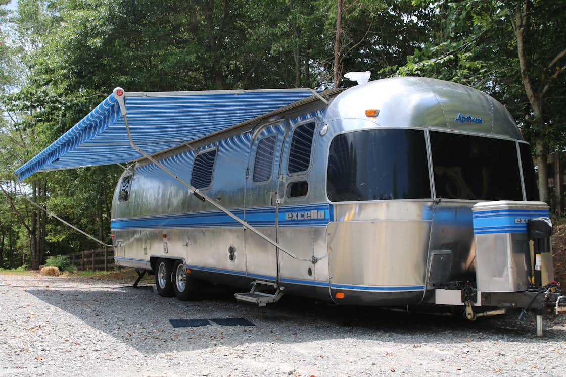 Live the Airstream Life Vicariously With a New Book That Celebrates the ...