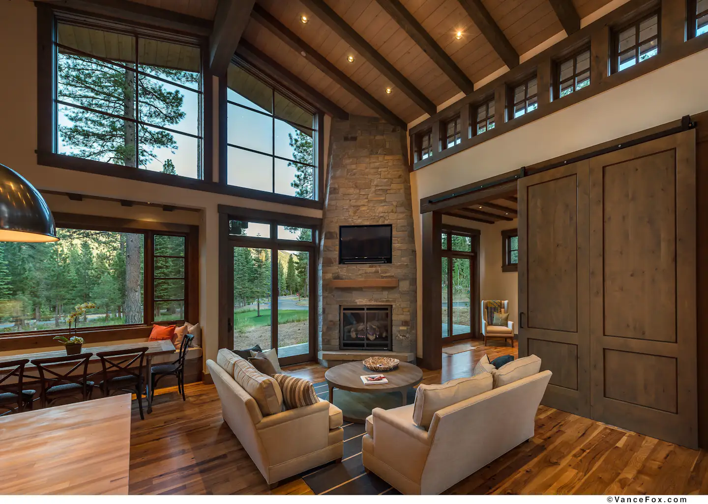 Photo 5 of 6 in 4 Reasons Why Alder Is a Trending Wood - Dwell
