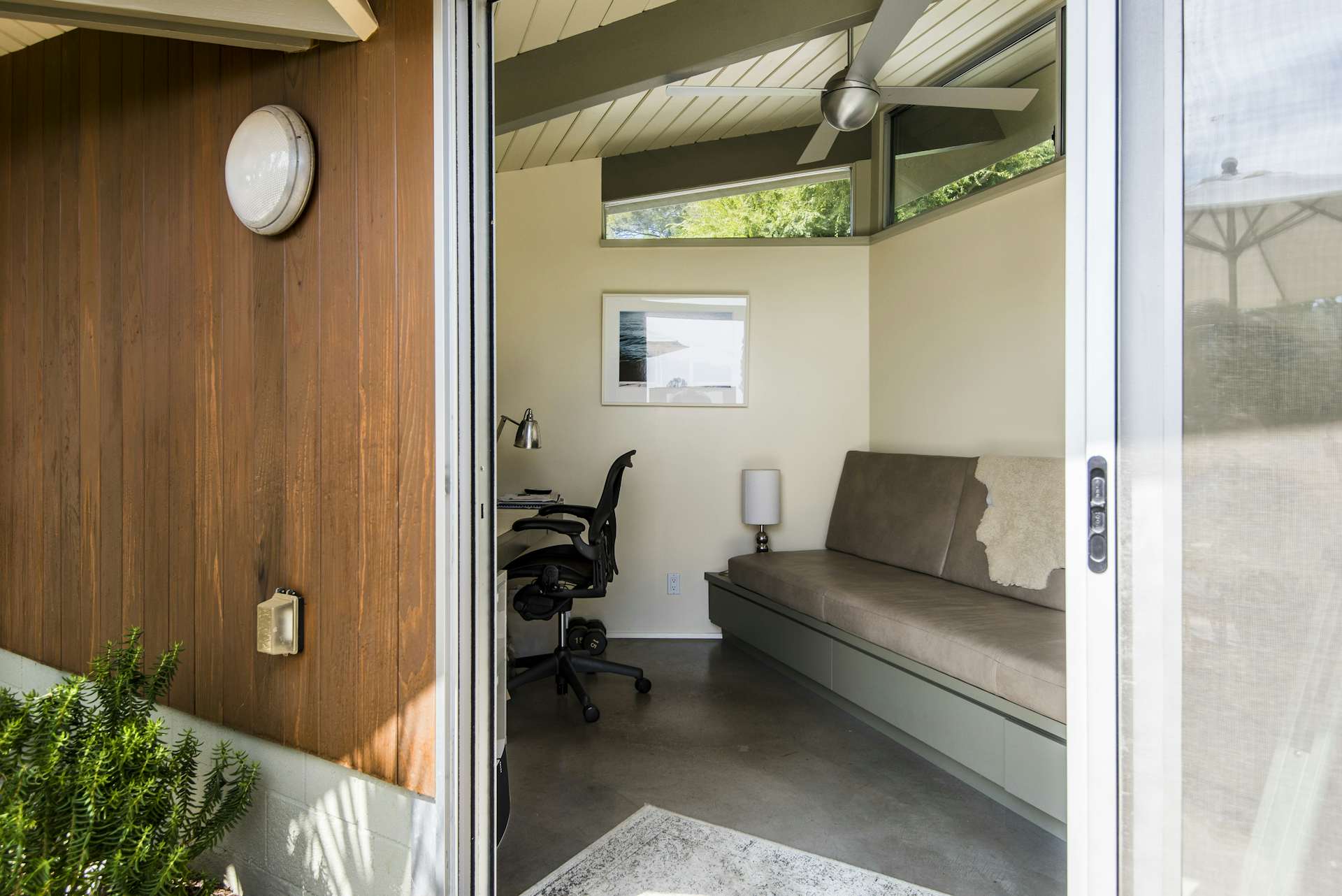 The Gross House by A. Quincy Jones Hits the Market For $2.4M - Dwell